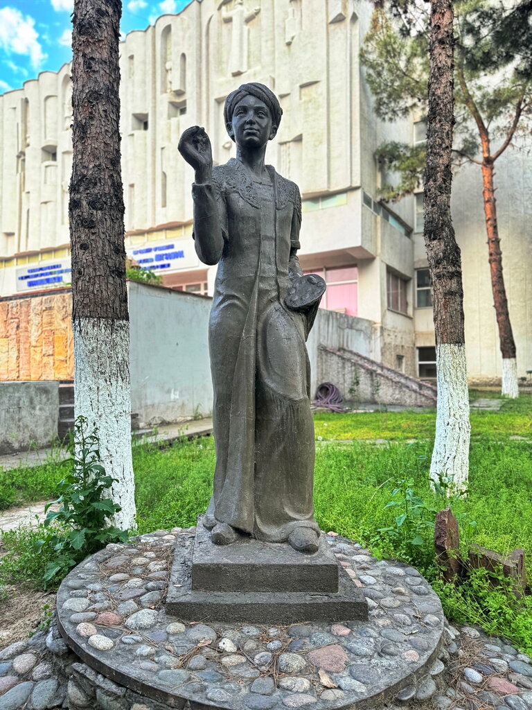Yüksekokul Benkov Ressamlık Koleji, Taşkent, foto