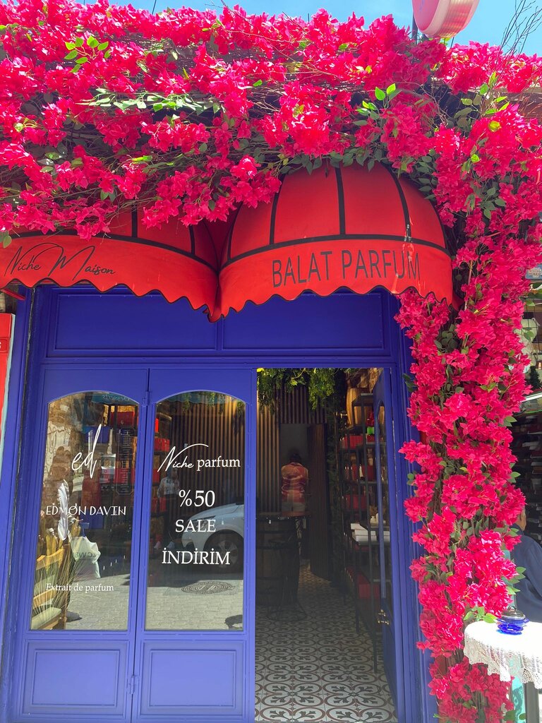 Kozmetik ve parfümeri mağazaları Balat Parfüm, İstanbul, foto