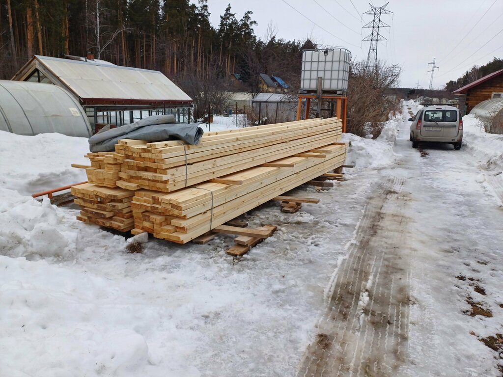 Kereste üretim ve satış şirketleri Pilomaterialy, Yekaterinburg, foto