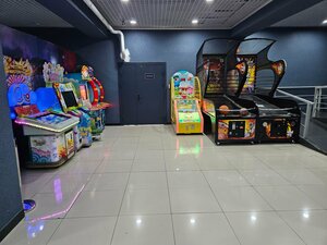 Восемь планет (Sportivnaya Street No:2, Nakhodka), sinemalar  Nahodka'dan