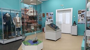 Museum Center of Northern Ladoga Region (Ladozhskoy Flotilii Embankment No:5, Town of Sortavala), müzeler ve sanat galerileri  Sortavala'dan