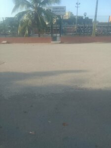 Complexo esportivo (Luanda Province, Municipality of Luanda, Maculusso), spor ve eğlence merkezi  Loanda'dan