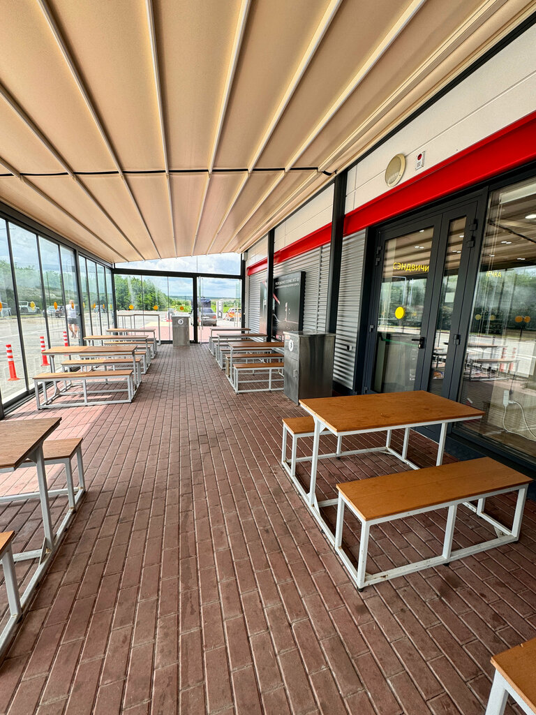 Benzin istasyonu Lukojl, Voronejskaya oblastı, foto