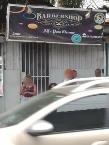 Barbearia-REI (Luanda Province, Municipality of Luanda, Maculusso), berberler  Loanda'dan