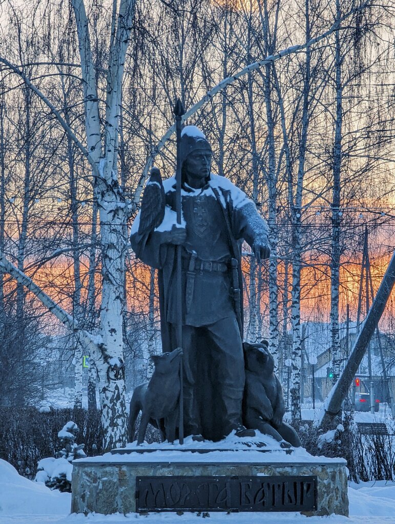 Park, sokak heykeli Можга Батыр, Mozhga, foto