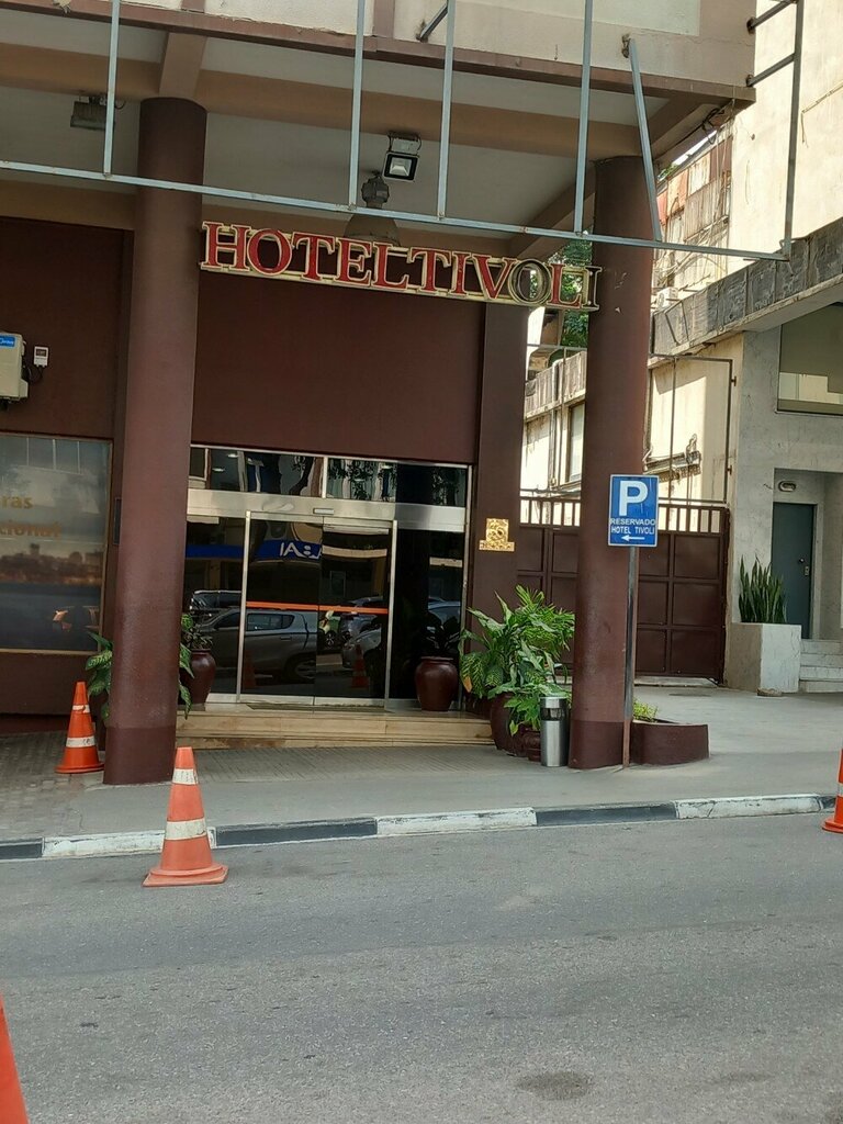 Otel Hotel tivoli, Loanda, foto