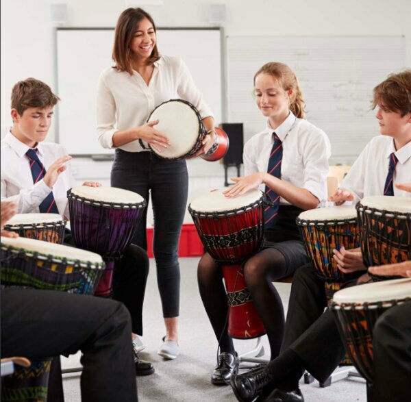 Meslek kursları Notes & Chords Performing Arts Instruction, Abu Dabi, foto