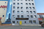 Три пилки (ulitsa Krasnykh Zor No:1/1), manikür-pedikür  Novosibirsk'ten