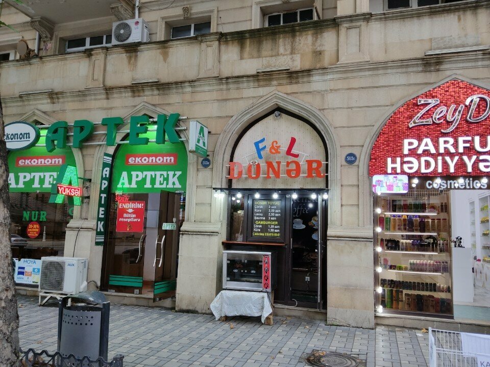 Fast food Ləziz Dönər, Gence, foto