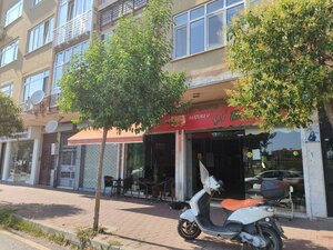 Küçük Ev Çi Börek (İstanbul, Fatih, Ziya Gökalp Sok., 40B), restoran  İstanbul'dan