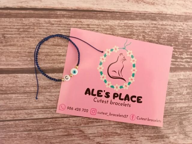 Bijuteriler Cutest bracelets, Lima, foto