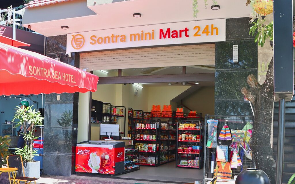 Süpermarket Sontra mini Mart 24h, Da Nang, foto