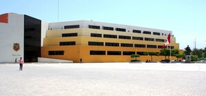 Central Library Pedro Zulen (Distrital Lima, Unidad Vecinal 3), kütüphaneler  Lima'dan