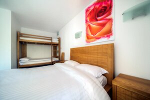 Zenitude Hôtel - Résidences Les Portes d'Alsace (Grand Est, Bas-Rhin, Arrondissement de Molsheim, Griesheim-près-Molsheim, Rue des Puits, 2), otel