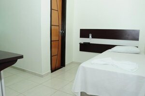 Eder Hotel (Rio de Janeiro, Município do Rio de Janeiro, Rua Castelo Branco), otel