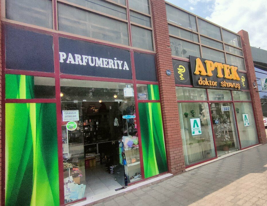 Kozmetik ve parfümeri mağazaları Parfumeriya, Gence, foto