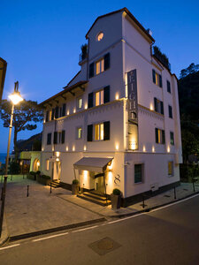 Eight Hotel Paraggi (Liguria, province of Genoa, Santa Margherita Ligure, Via Paraggi a Mare 8), otel