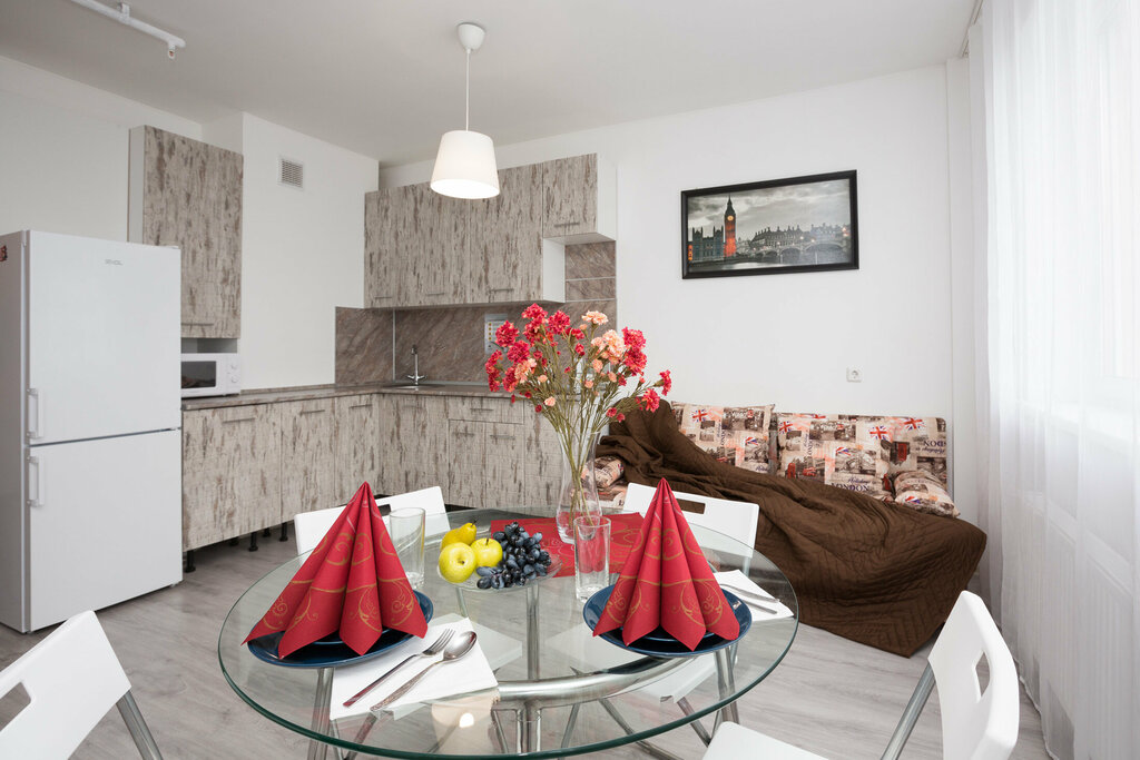 Kısa süreli konaklama Room Tour, Yekaterinburg, foto