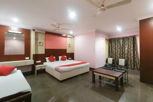 Hotel Nirmala Residency (Indian Railways, Bhubaneswar), otel  Bhubaneswar'dan