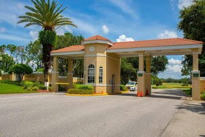 Lyn's Southern Dunes Vacation Home (Florida, Polk County, Saint Augustine Avenue), otel  Haines City'den