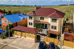 Dom Samburova 4 (Samburova Lane No:4, stanitsa Blagoveshchenskaya), otel  Krasnodarski krayından
