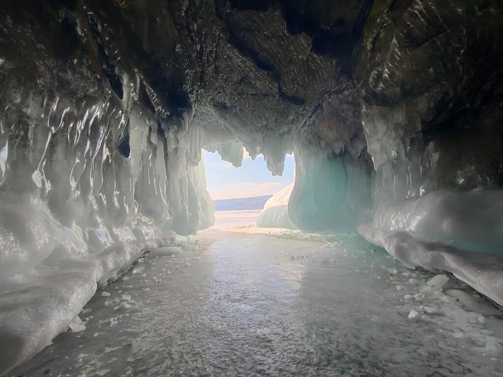 Dağ zirvesi Мыс Хальтэ, İrkutskaya oblastı, foto
