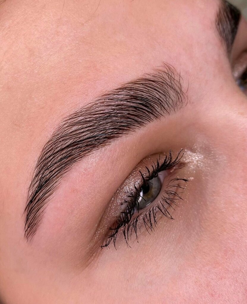 Kaş ve kirpik salonu Look, Tver, foto