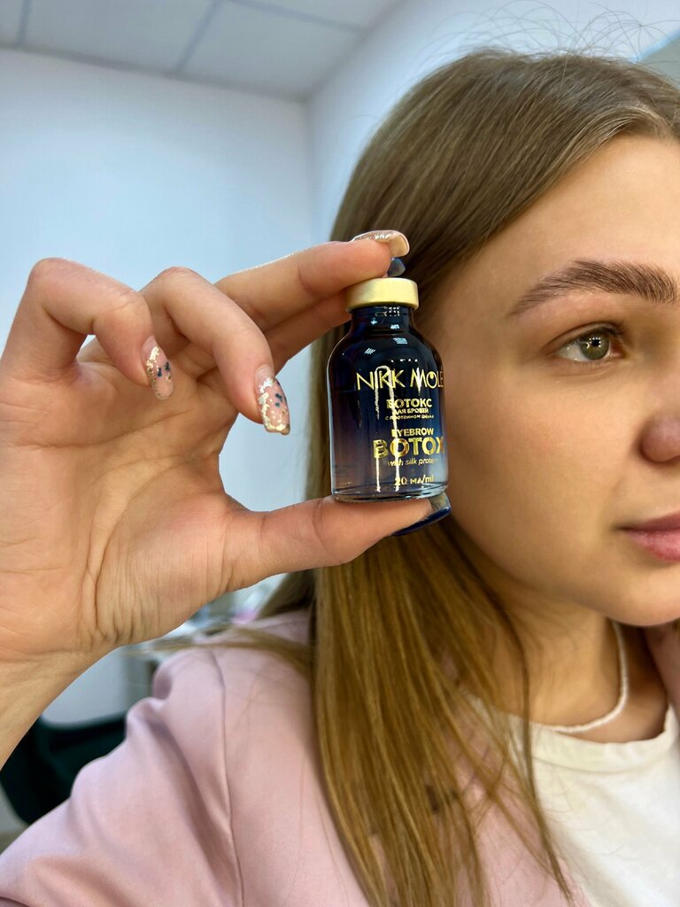 Kaş ve kirpik salonu Kadamova_brows, Moskova, foto