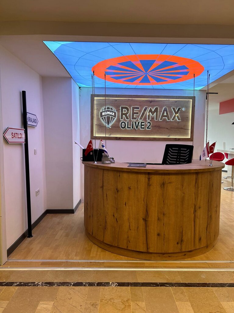Danışmanlık hizmetleri Re Max Olive 2, İstanbul, foto