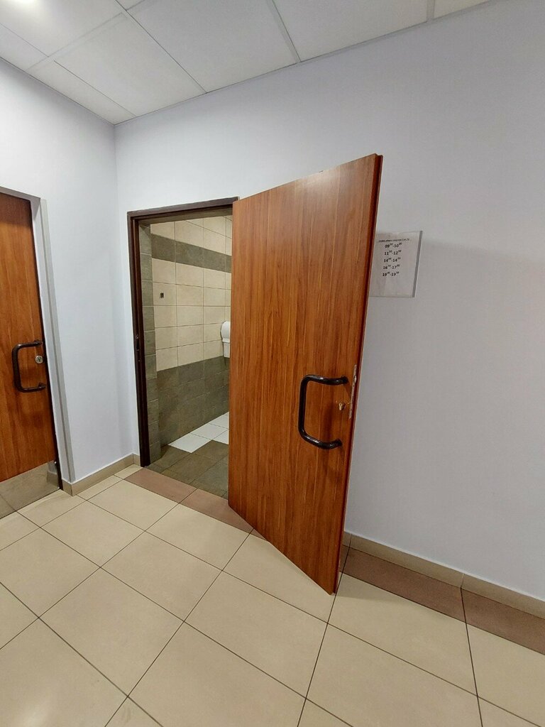Engelliler için tuvalet Туалет для инвалидов, Kaliningrad, foto