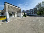 Gymnasium № 10 (Potanın kóshesi No:25/2), fen lisesi, sosyal bilimler lisesi  Öskemen'den (Ust‑Kamenogorsk'tan)