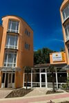 The Sun is a city (набережная Горького No:16А), otel  Yevpatorya'dan
