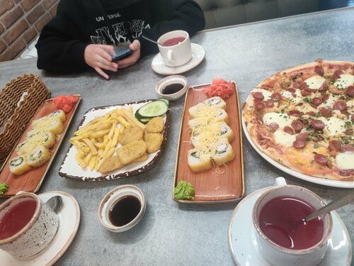 Suşi restoranı Tayfun, Alabuğa, foto