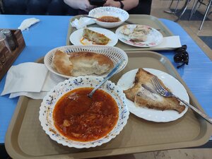 Delfin (Dorozhnaya ulitsa No:5, selo Karniki), kafe  Tulskaya oblastından