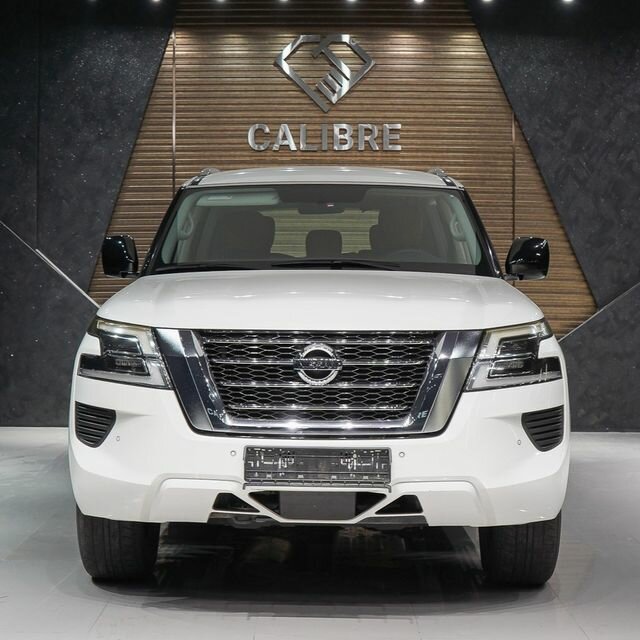 Otomobil satış galerileri Calibre Used Automobile, Dubai, foto