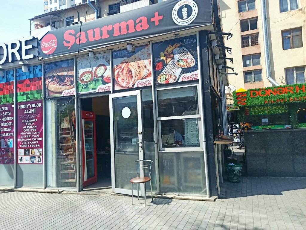Fast food Şaurma+, Bakü, foto