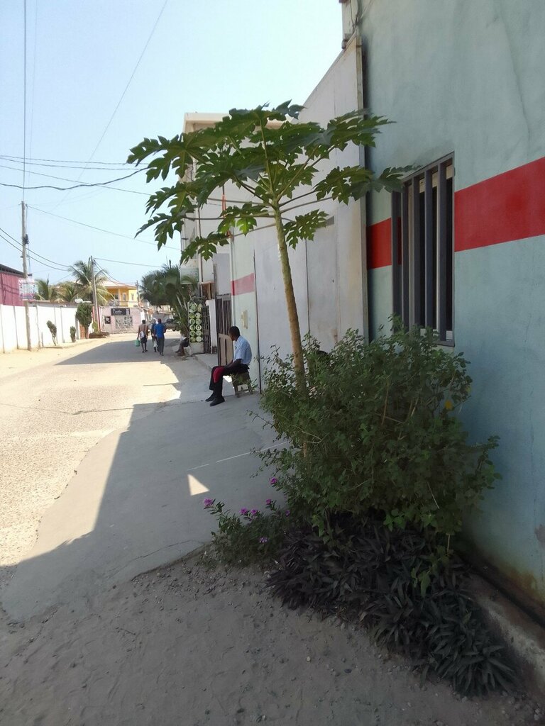 Tanı merkezleri Speed master, Loanda, foto