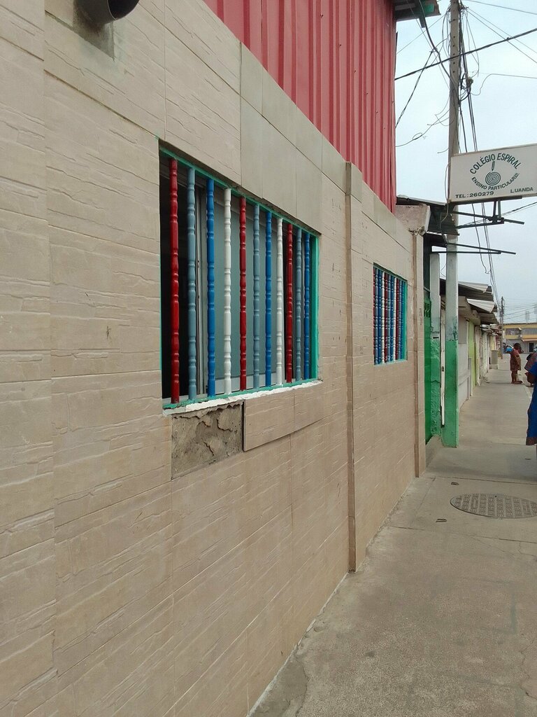 Eğitim merkezleri Colégio Espiral, Loanda, foto