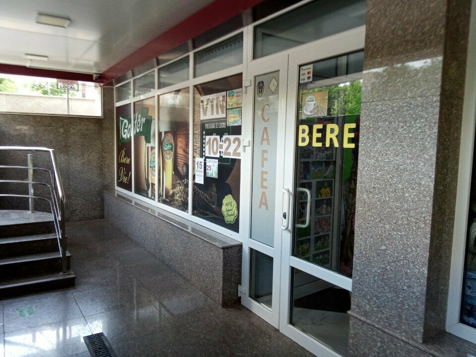 Bira dükkanı Bere, Kişinev, foto