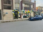 Bini 22 (Nestan-Darejani Street No:13А), bira dükkanı  Tiflis'ten
