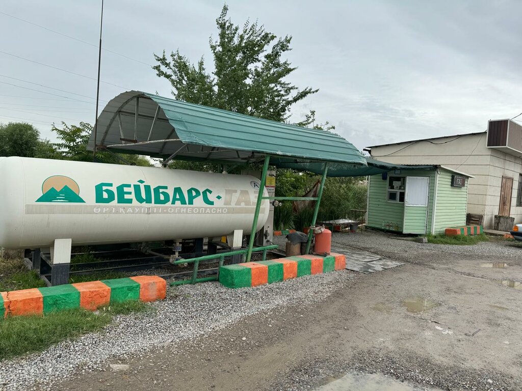 Otogaz dolum istasyonu Beibars Gaz, Türkistan eyaleti, foto