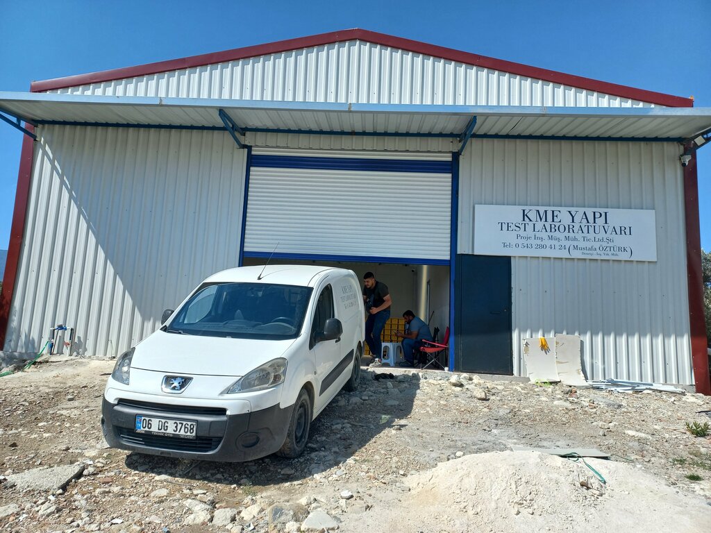 Test laboratuvarı Kme Yapı Test Laboratuvarı, Antakya, foto