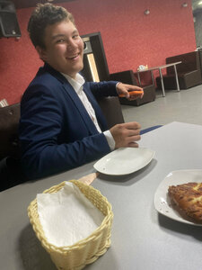 Кафе Леон (ulitsa Kommuny No:10, posyolok Baranchinskiy), kafe  Sverdlovskaya oblastından