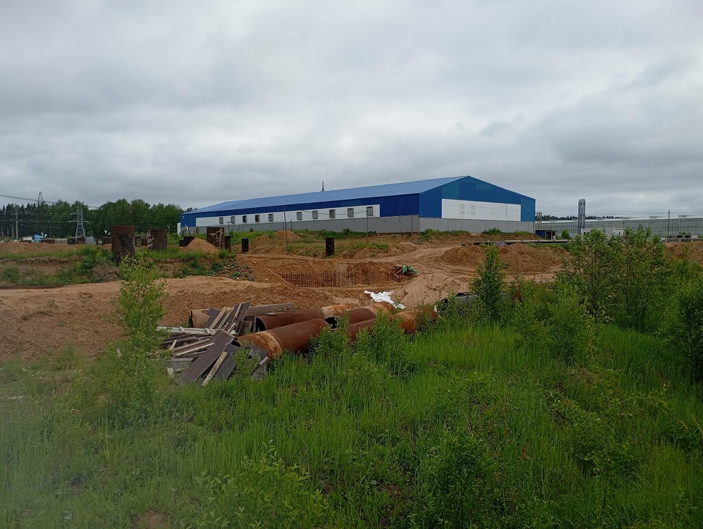 Balık çiftçiliği ve toptancıları Инарктика северо-запад, Yermolino, foto