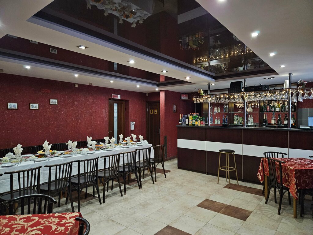 Kafe Olymp, Logoysk, foto