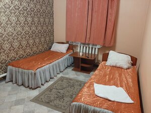 Lada (Chelyabinsk Region, Katav-Ivanovskiy rayon, Serpiyevskoye selskoye poseleniye), otel  Çeliabinskaya oblastından
