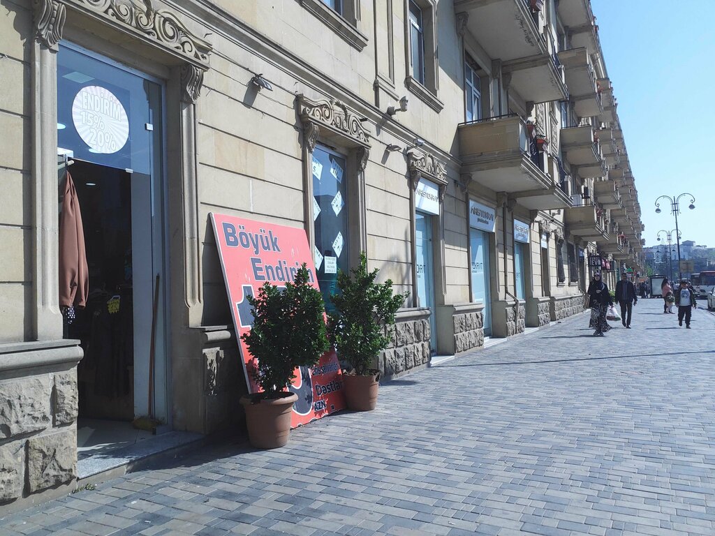 Giyim mağazası Clothing store, Bakü, foto