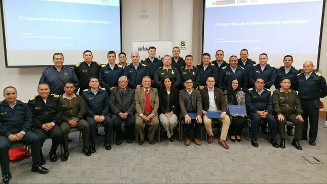 Bilim araştırma enstitüsü Centro Nacional de Planeamiento Estratégico, Lima, foto