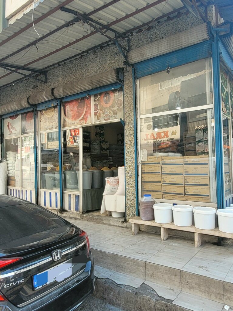 Gıda malzemeleri ve baharatlar Adıgüzel Ticaret, Adana, foto