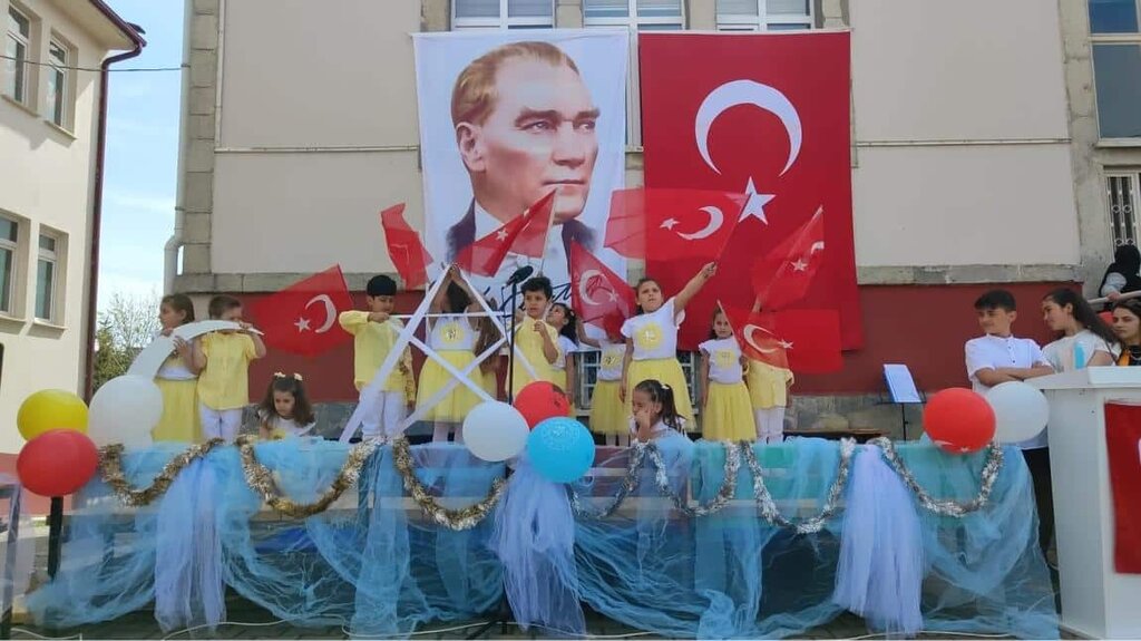 Ortaokul Kireçhane Ortaokulu, Ortahisar, foto